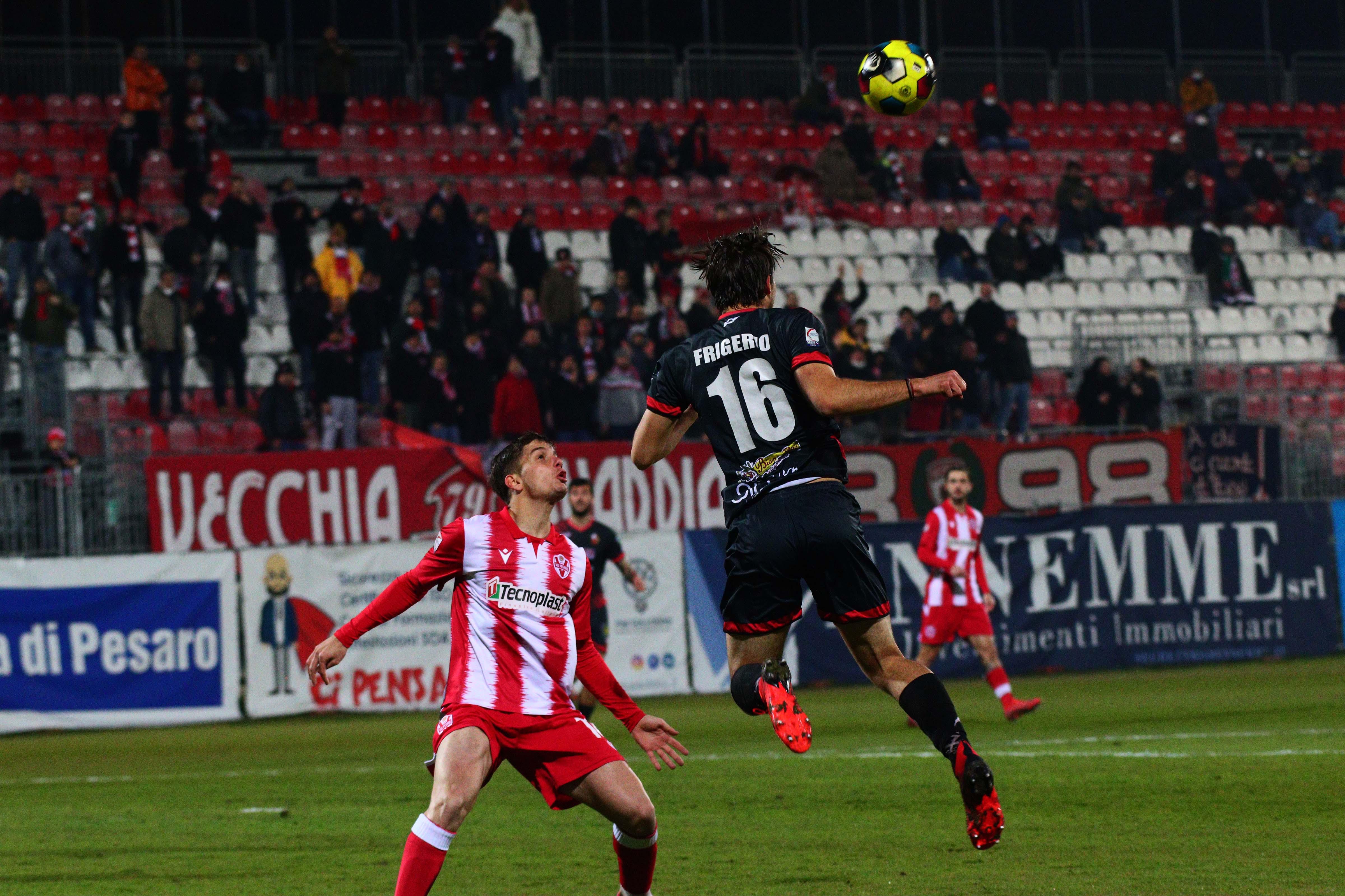 Vis Pesaro-Lucchese: 2-1 al 45' st Cinque minuti di recupero » Gazzetta ... Vis Pesaro-Lucchese: 2-1 al 45' st Cinque minuti di recupero » Gazzetta ...