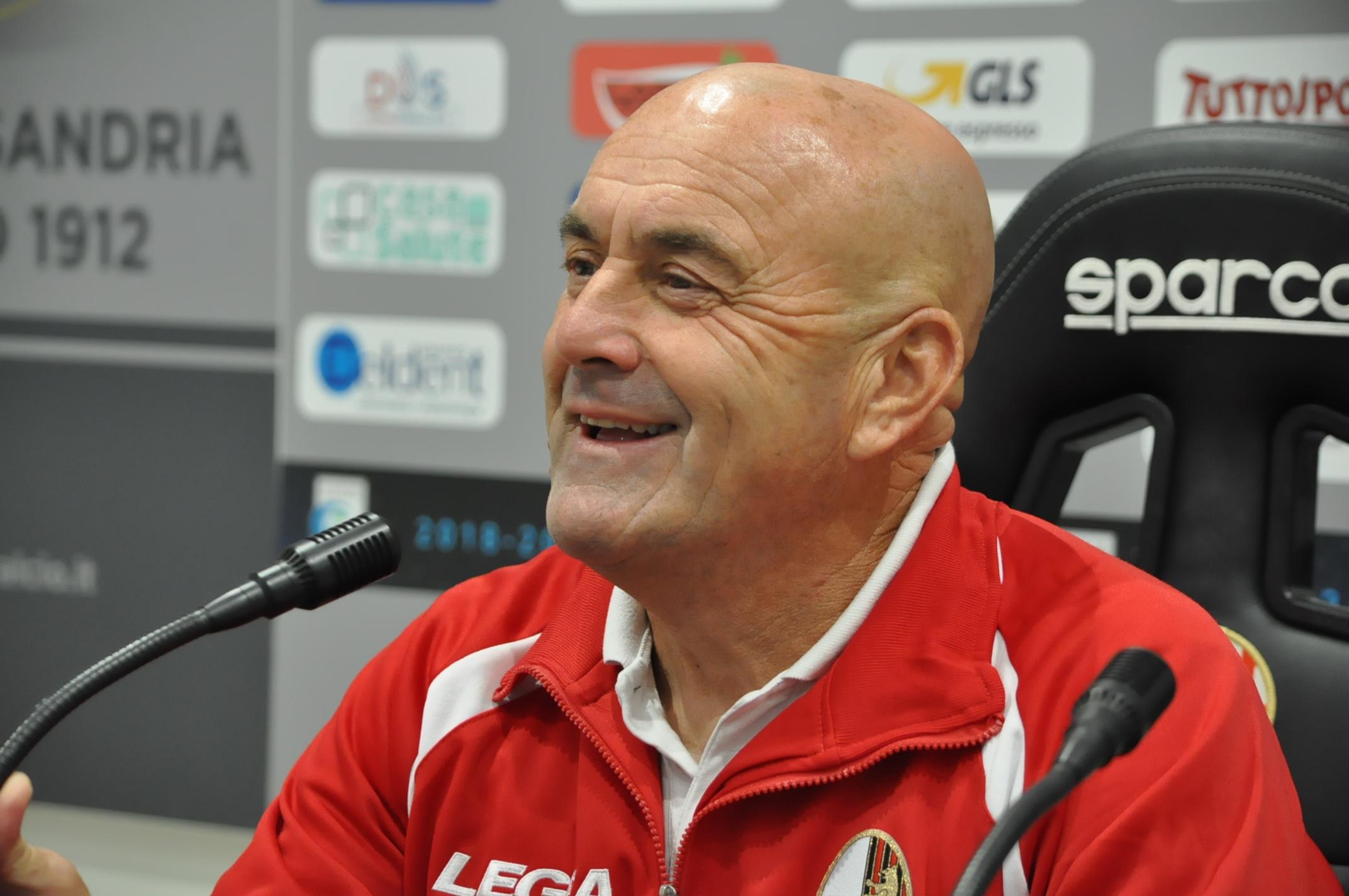 Favarin: "Pari giusto, noi meglio nella ripresa" » Gazzetta Lucchese