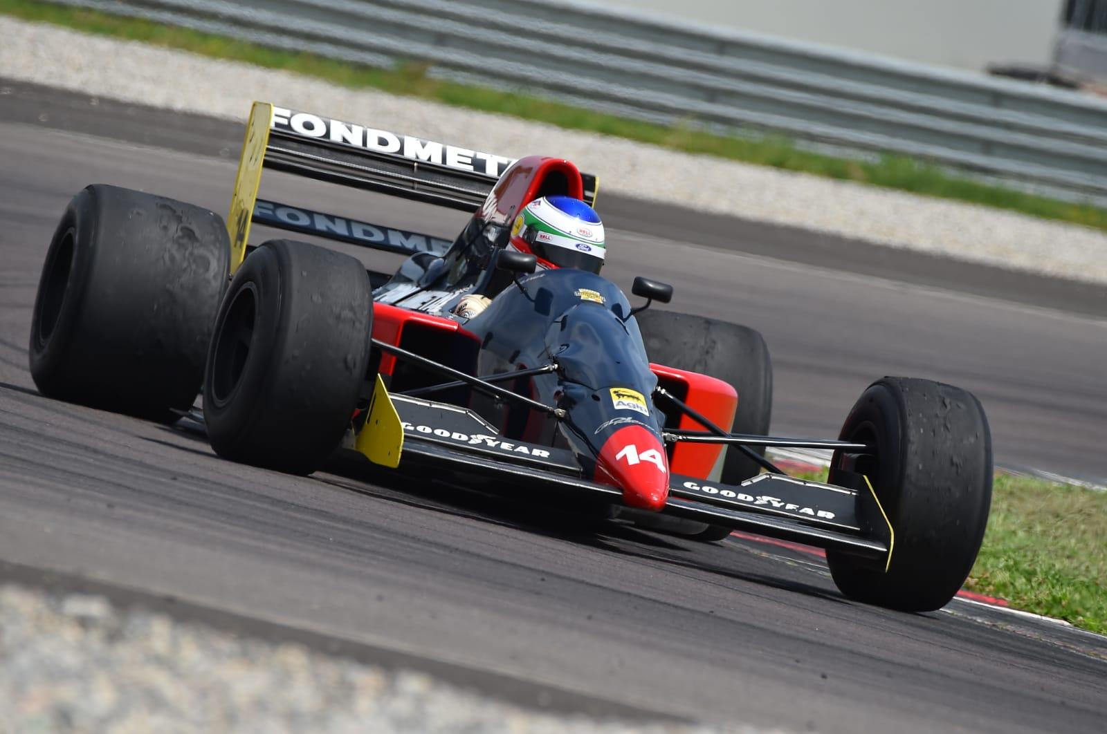 Formula 1, il sogno e la realtà per il pilota lucchese Vanni » Gazzetta ...